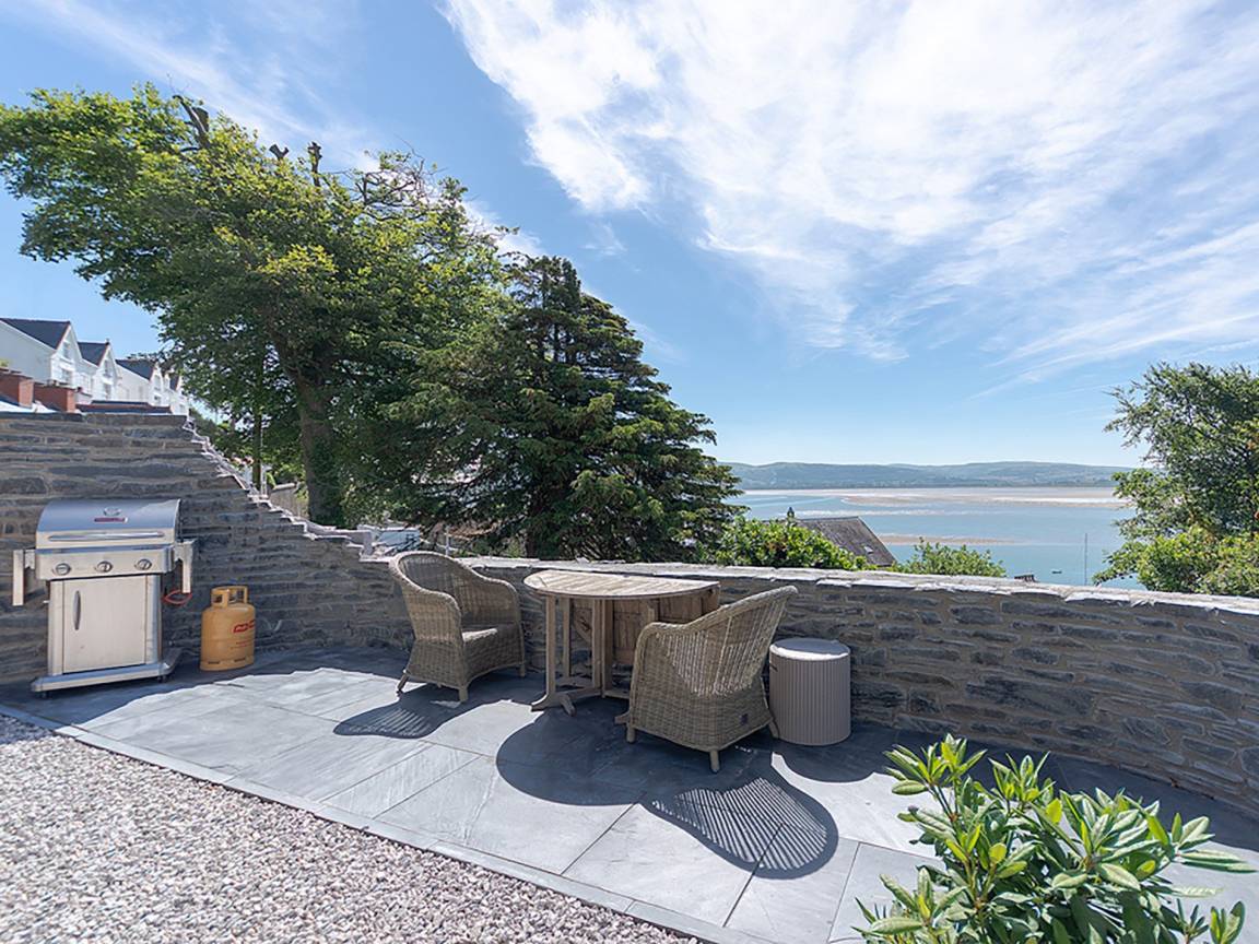 Cottage ∙ 3 Bedrooms ∙ 6 Guests - Borth