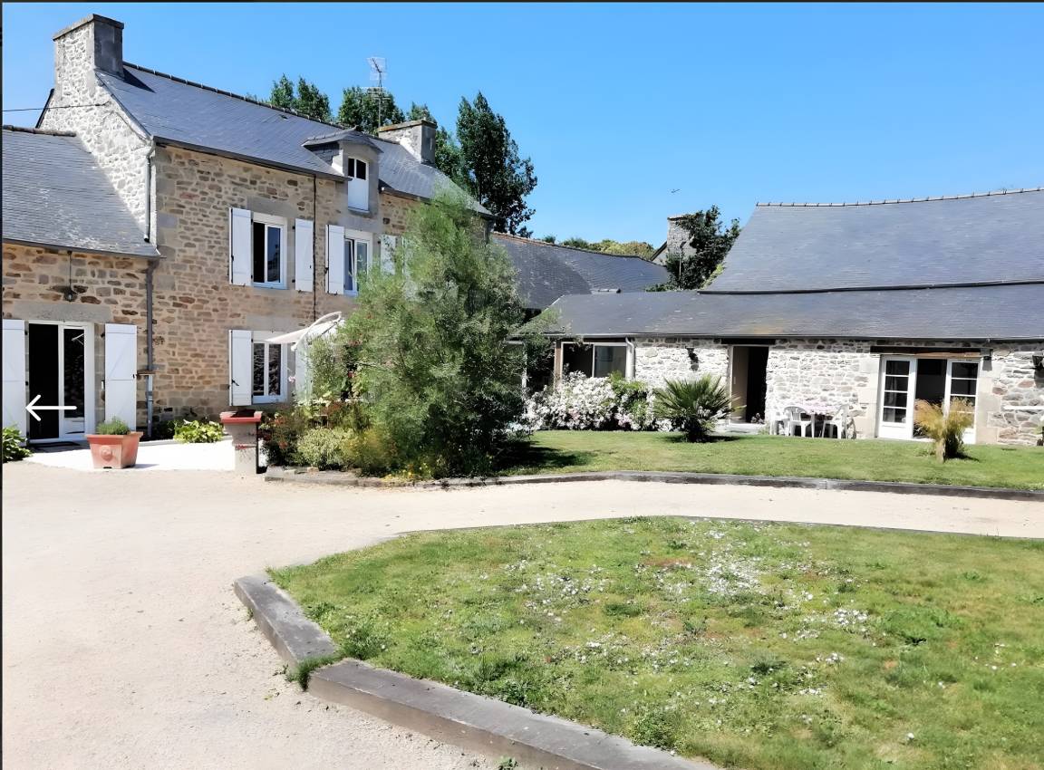 17 M² Chambre D'hôtes ∙ 1 Chambre ∙ 2 Personnes - Plancoët