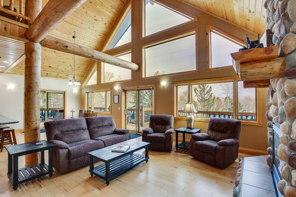 306 M² House ∙ 5 Bedrooms ∙ 20 Guests - Deadwood, SD