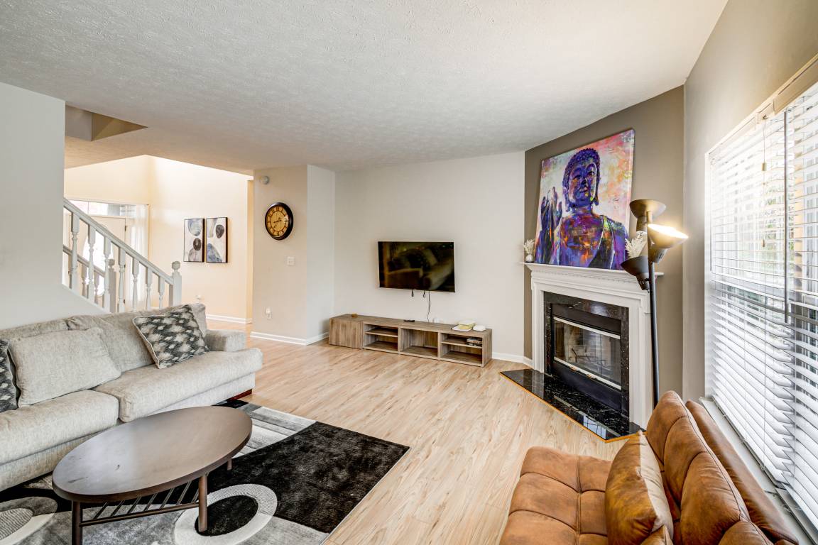 380 M² Maison De Vacances ∙ 4 Chambres ∙ 8 Personnes - Carmel, IN