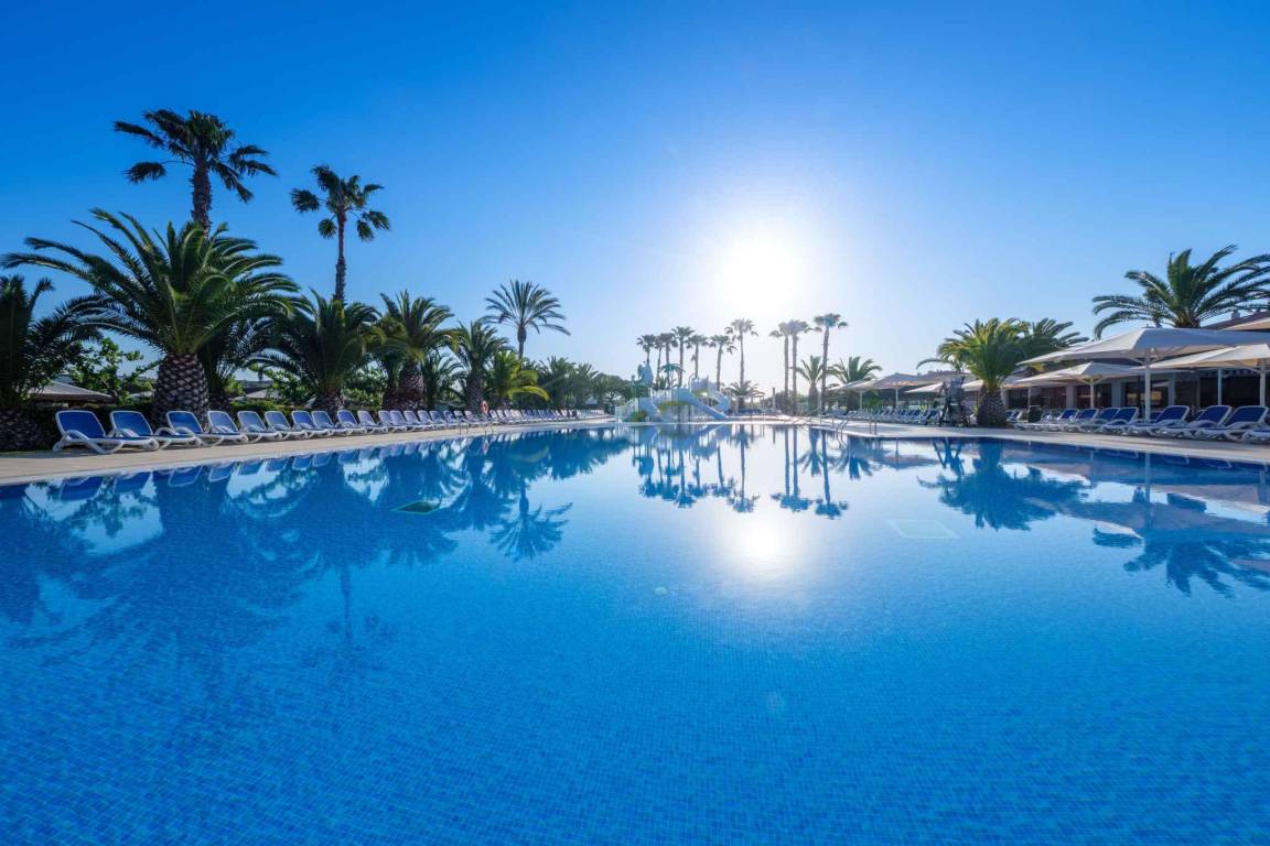28 M² Ferienhaus ∙ 2 Schlafzimmer ∙ 4 Gäste - Calafell