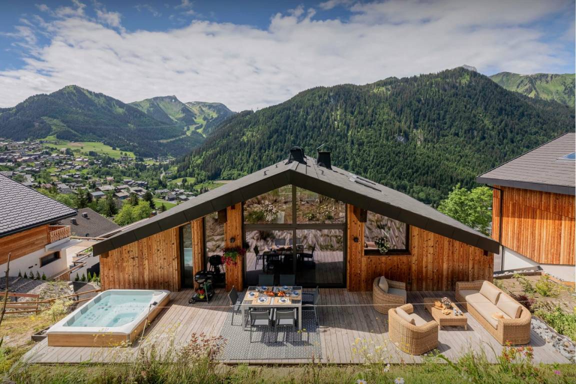235 M² Chalet ∙ 5 Chambres ∙ 12 Personnes - Champéry