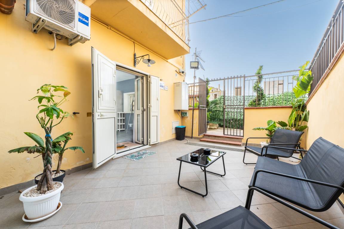 100 M² Appartement ∙ 2 Chambres ∙ 6 Personnes - Agrigente