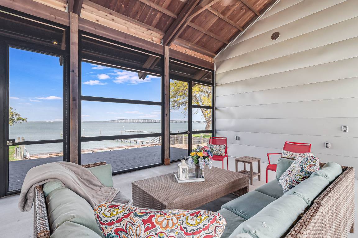 House ∙ 11 Bedrooms ∙ 34 Guests - Rockport, TX