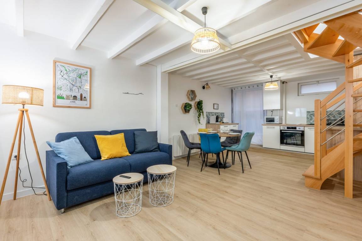 54 M² Appartement ∙ 2 Chambres ∙ 5 Personnes - Oullins