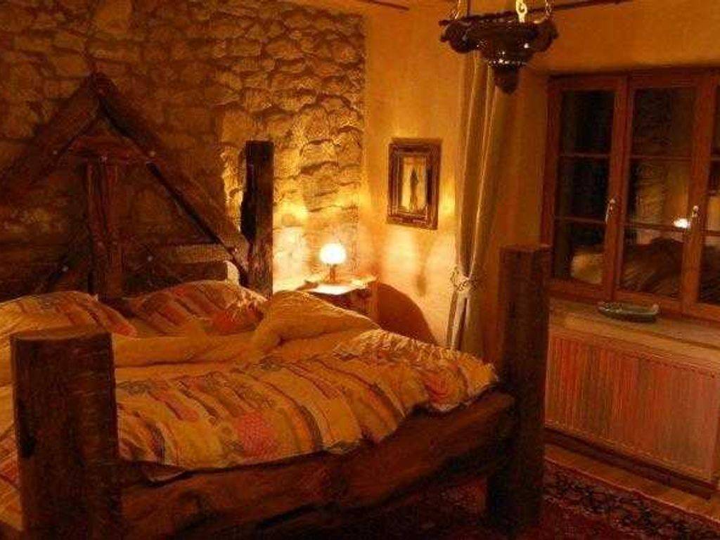 300 M² Ferienhaus ∙ 6 Schlafzimmer ∙ 12 Gäste - Korbach