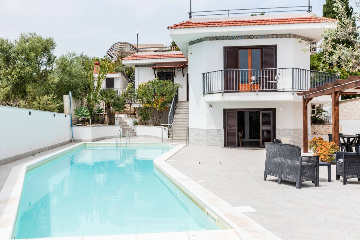 250 M² Villa ∙ 3 Chambres ∙ 6 Personnes - Licata