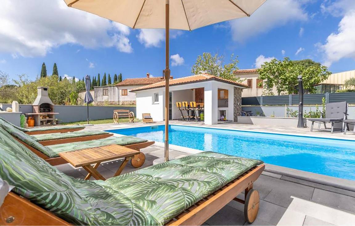 140 M² Maisonette ∙ 4 Bedrooms ∙ 7 Guests - Rovinj