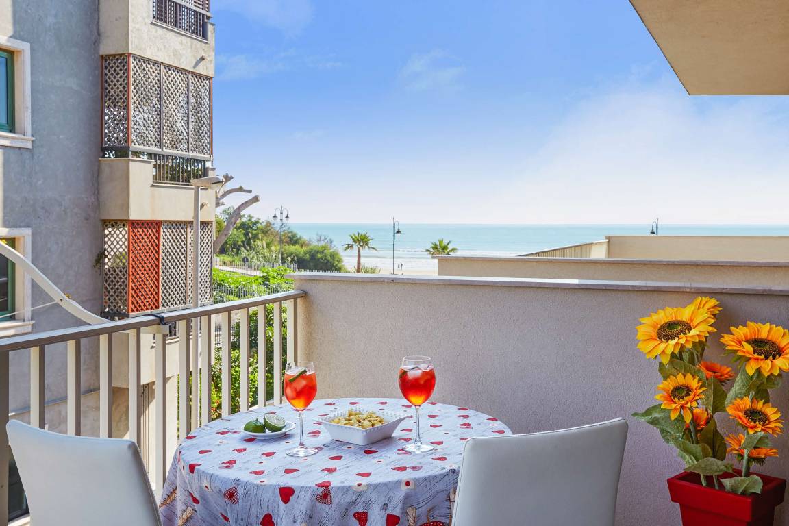 140 M² Apartment ∙ 3 Bedrooms ∙ 8 Guests - Pozzallo