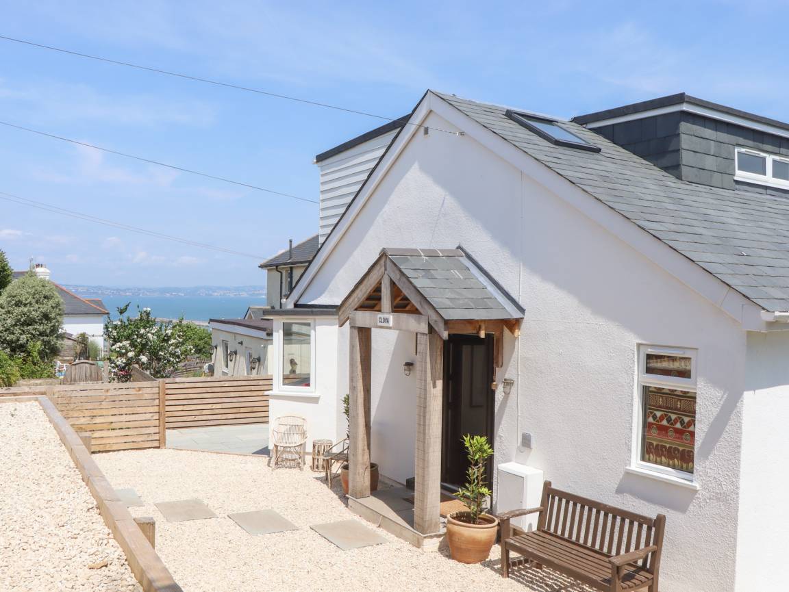 Cottage ∙ 3 Bedrooms ∙ 6 Guests - Torquay