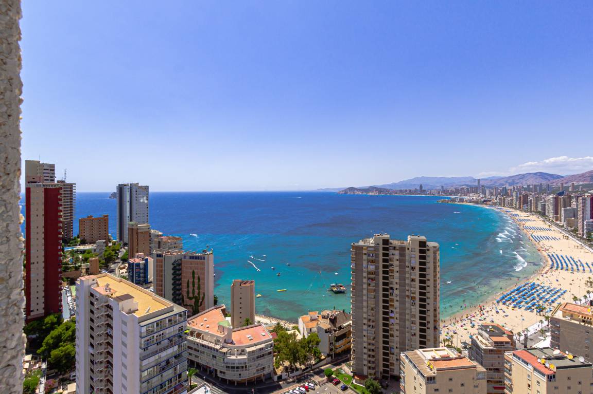 57 M² Apartamento ∙ 2 Habitaciones ∙ 6 Huéspedes - Benidorm