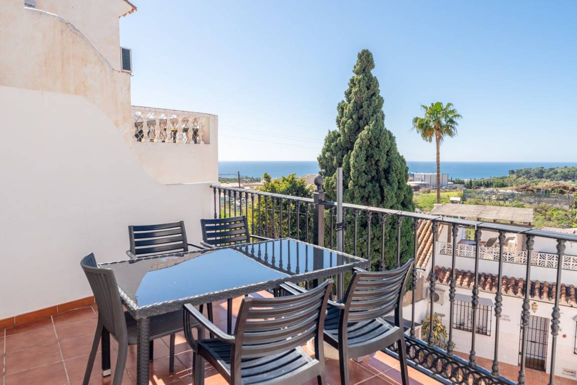 190 M² House ∙ 3 Bedrooms ∙ 6 Guests - Frigiliana