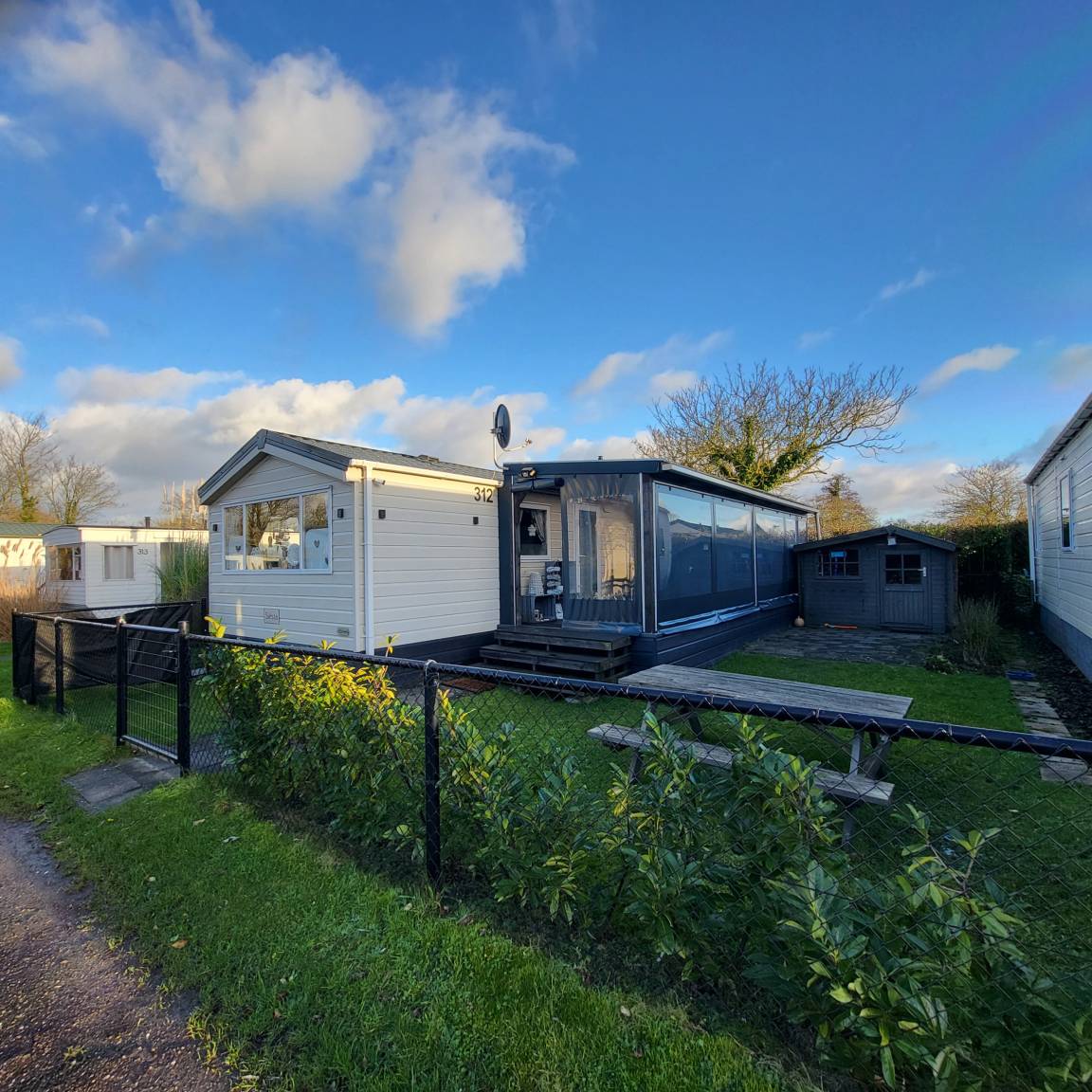 40 M² Chalet ∙ 2 Slaapkamers ∙ 4 Gasten - Goes