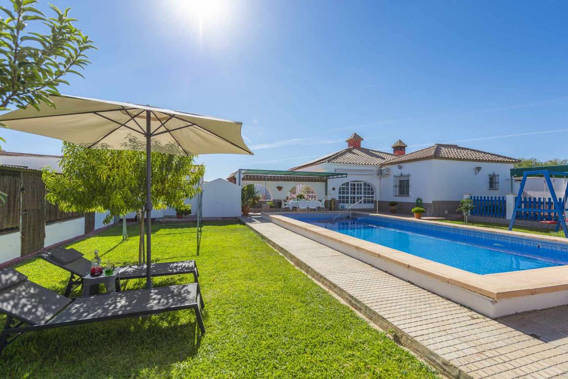 130 M² House ∙ 3 Bedrooms ∙ 6 Guests - La Puebla de Cazalla