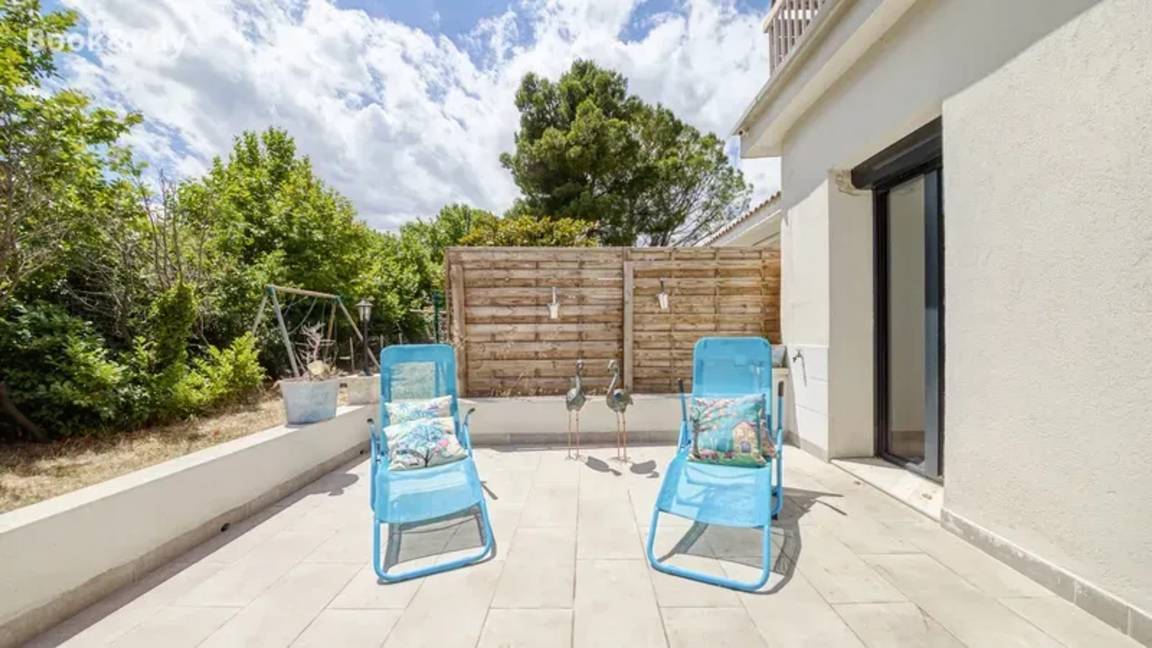 115 M² Villa ∙ 3 Chambres ∙ 5 Personnes - Avignon