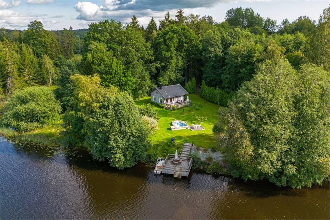 55 M² House ∙ 2 Bedrooms ∙ 6 Guests - Karlstad