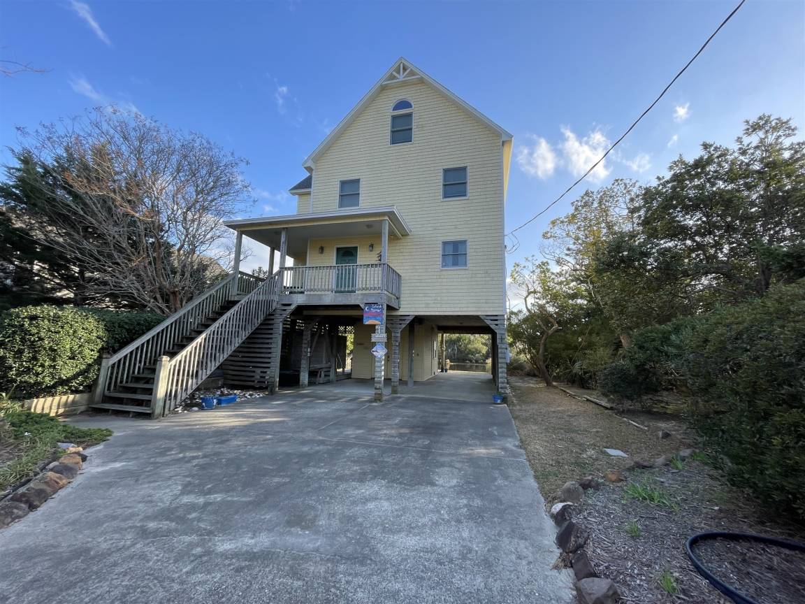 Cottage ∙ 3 Bedrooms ∙ 6 Guests - Hatteras, NC