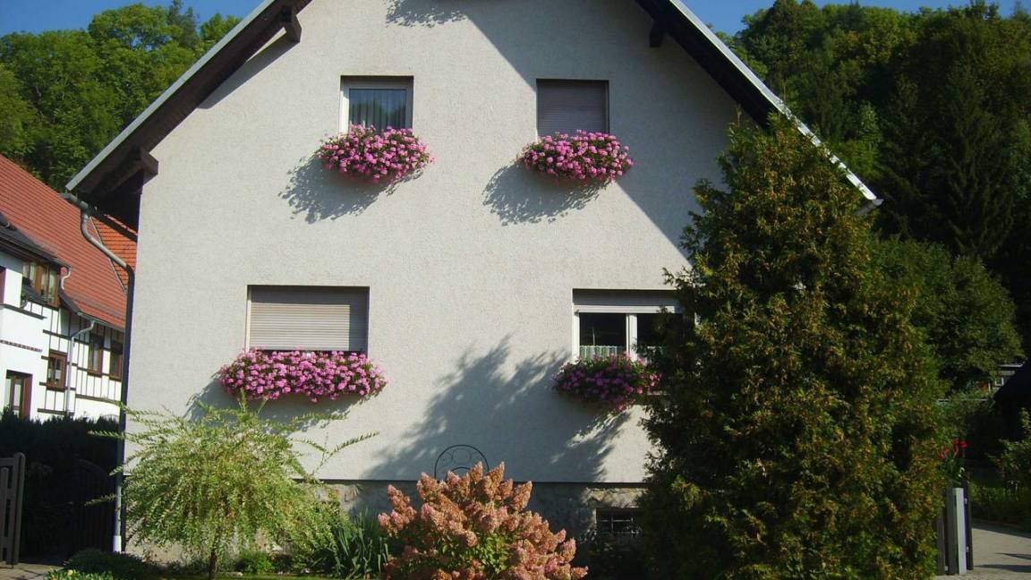 45 M² Ferienwohnung ∙ 2 Schlafzimmer ∙ 4 Gäste - Saalfeld/Saale
