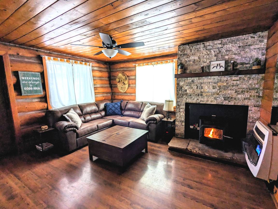 56 M² Cabin ∙ 2 Bedrooms ∙ 5 Guests - Pinetop-Lakeside, AZ