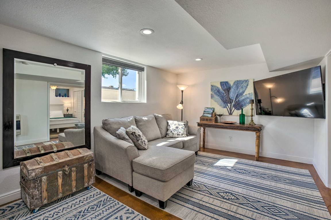 88 M² Apartment ∙ 2 Bedrooms ∙ 4 Guests - Denver, CO