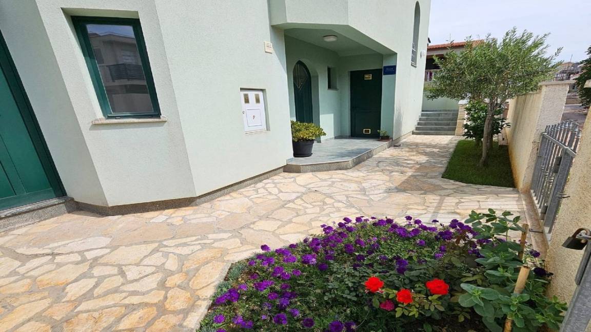 70 M² Apartment ∙ 2 Bedrooms ∙ 6 Guests - Zaton