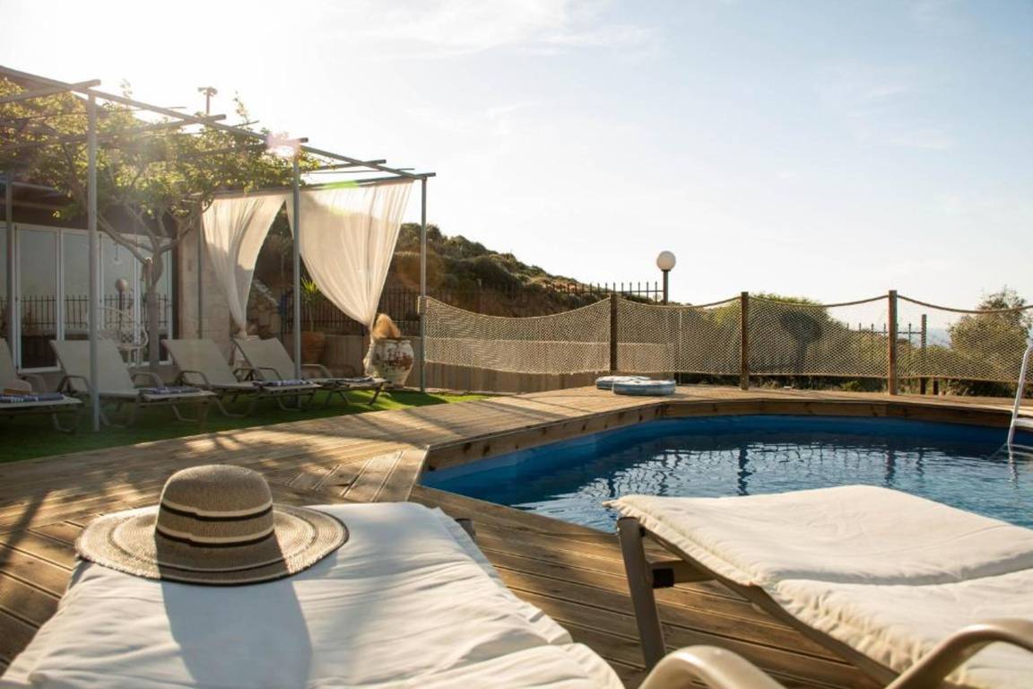 200 M² Villa ∙ 3 Bedrooms ∙ 6 Guests - Ираклион
