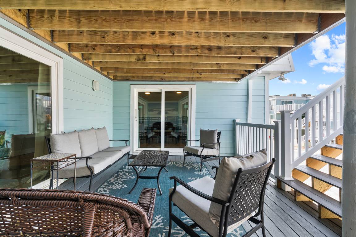 Condo ∙ 2 Bedrooms ∙ 6 Guests - Pensacola Beach, FL