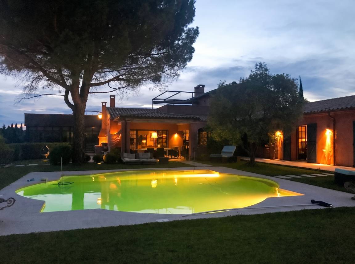 600 M² Villa ∙ 5 Schlafzimmer ∙ 10 Gäste - Carcassonne