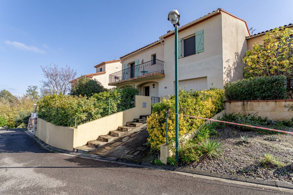 150 M² Villa ∙ 3 Bedrooms ∙ 6 Guests - Céret