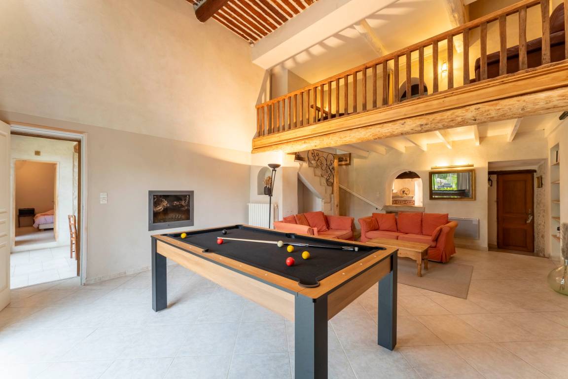 250 M² Maison De Vacances ∙ 5 Chambres ∙ 10 Personnes - Cavaillon