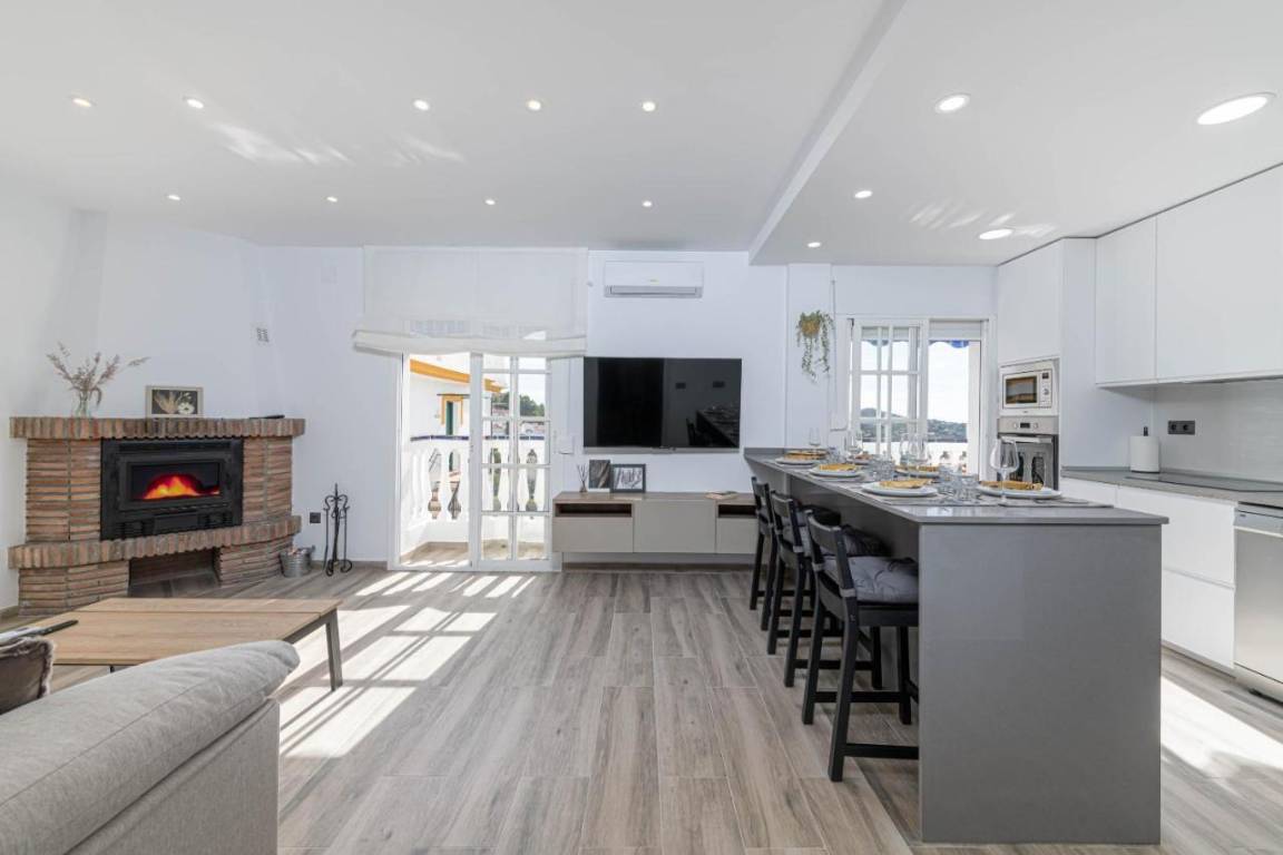 85 M² Appartement ∙ 2 Chambres ∙ 6 Personnes - Torre del Mar