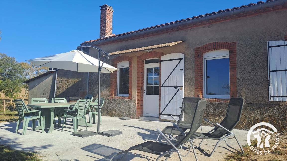 140 M² Gîte ∙ 3 Bedrooms ∙ 8 Guests - Tarn