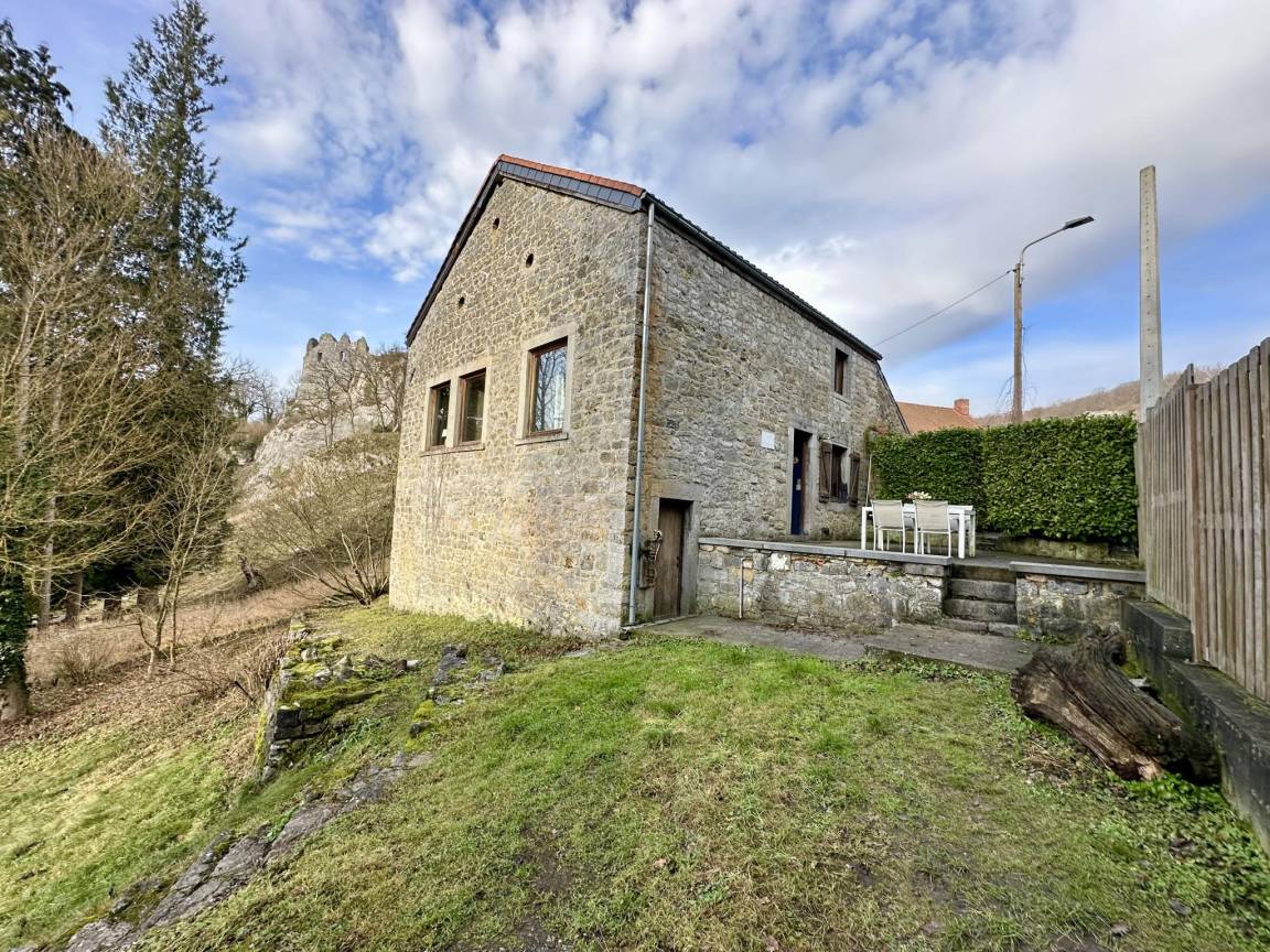 120 M² House ∙ 3 Bedrooms ∙ 9 Guests - Dinant