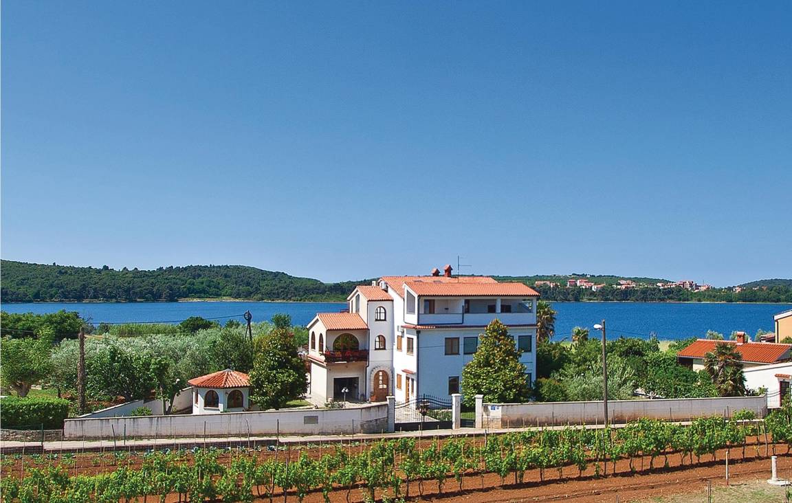 35 M² Apartment ∙ 1 Bedroom ∙ 4 Guests - Banjole