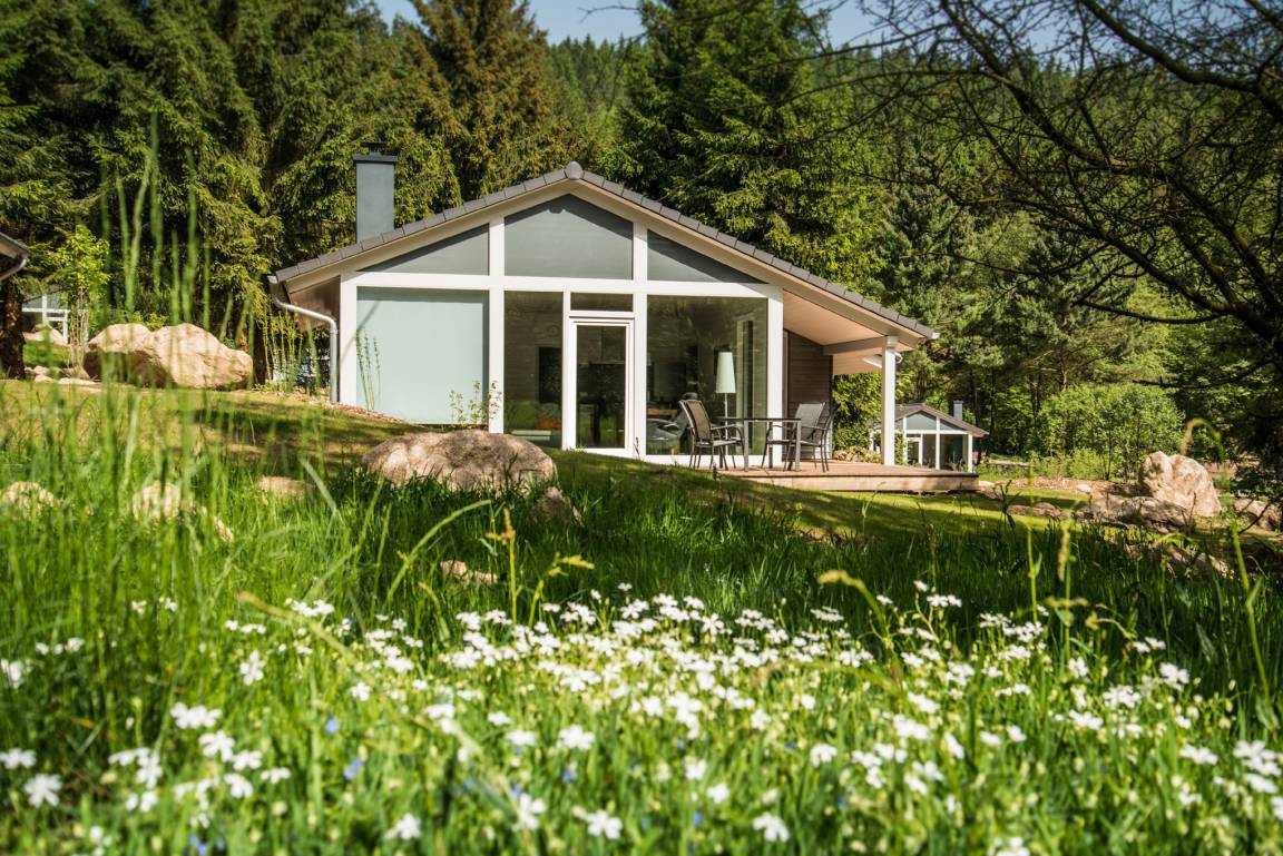 61 M² Ferienhaus ∙ 2 Schlafzimmer ∙ 4 Gäste - Bad Tabarz
