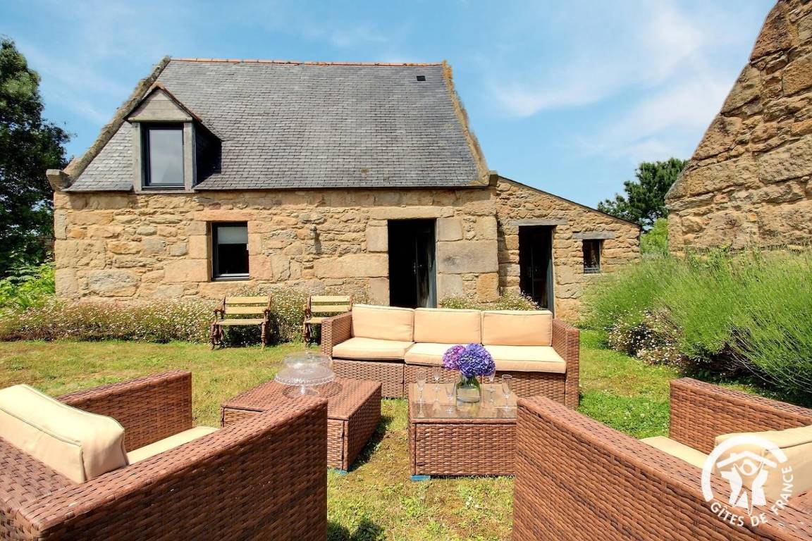 240 M² Gîte ∙ 7 Chambres ∙ 14 Personnes - Trébeurden