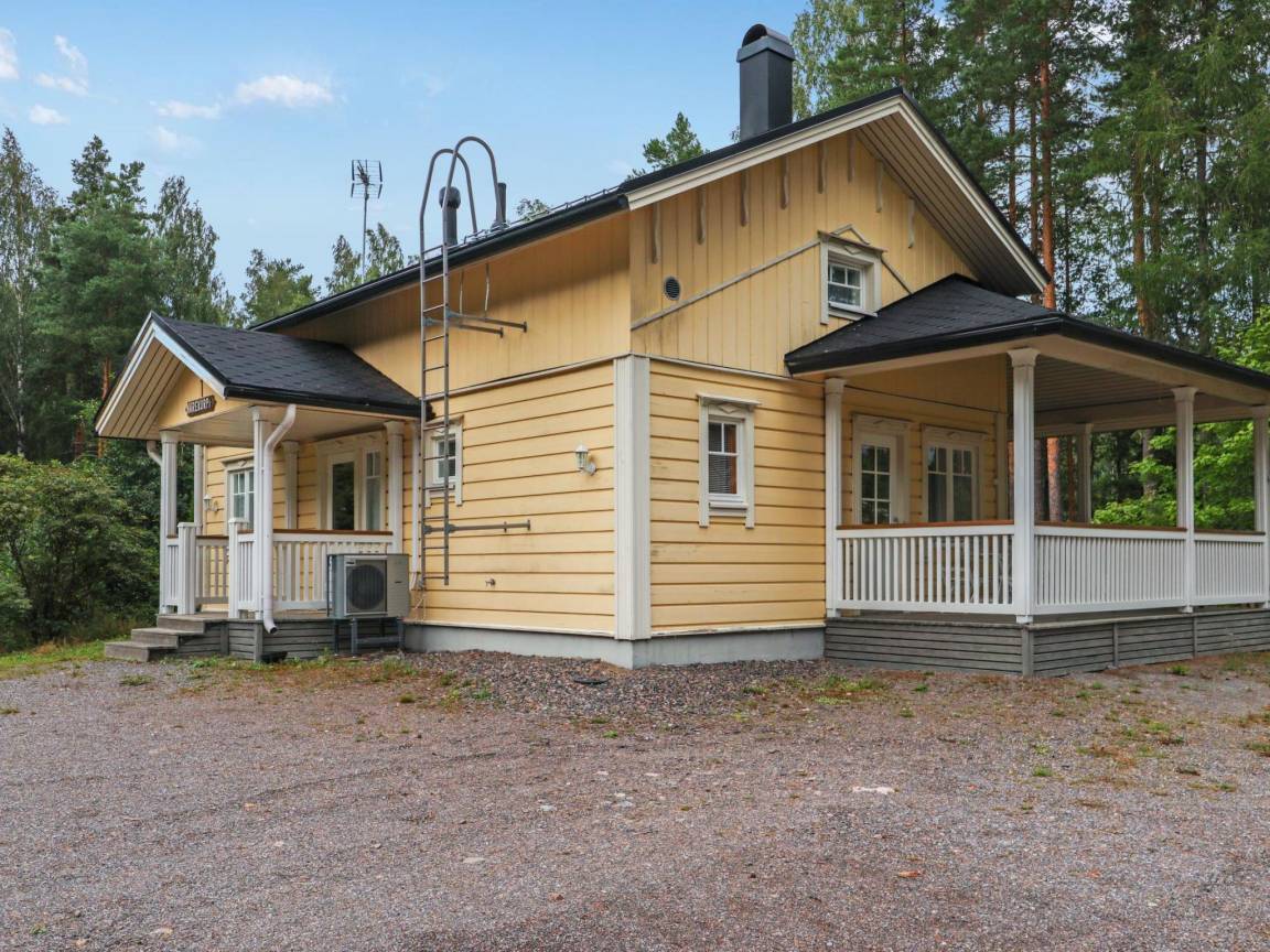 100 M² House ∙ 2 Bedrooms ∙ 8 Guests - Pori