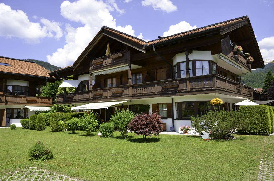 53 M² Ferienwohnung ∙ 1 Schlafzimmer ∙ 4 Gäste - Reit