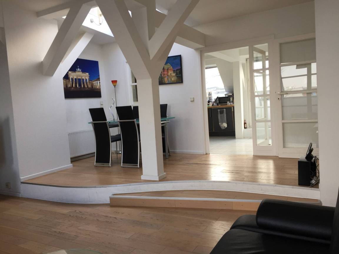 80 M² Apartamento ∙ 1 Habitación ∙ 3 Huéspedes - Berlin
