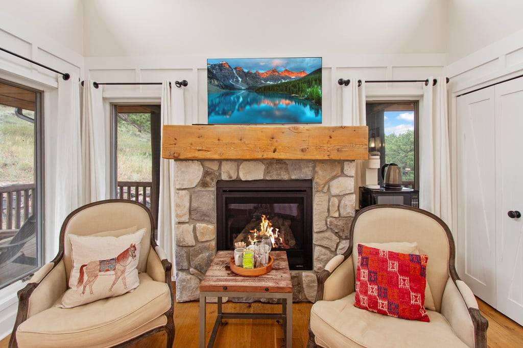 Cabin ∙ 1 Bedroom ∙ 2 Guests - Allenspark, CO