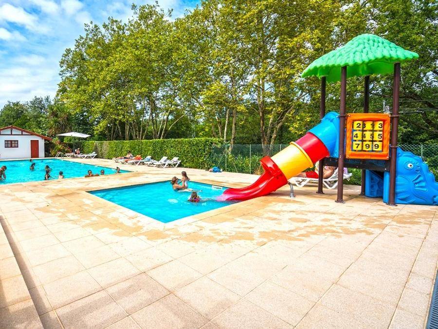Caravan ∙ 2 Bedrooms ∙ 5 Guests - Biarritz