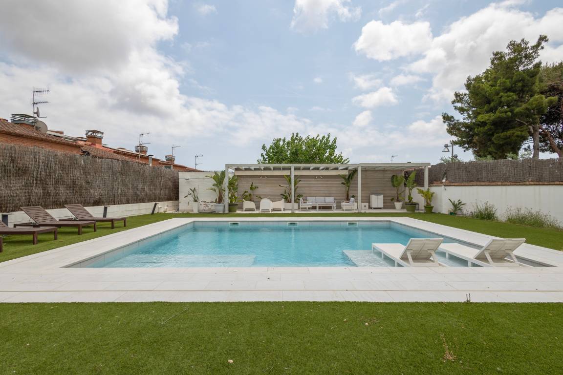 821 M² Dom ∙ 5 Sypialni ∙ 10 Gości - Sitges