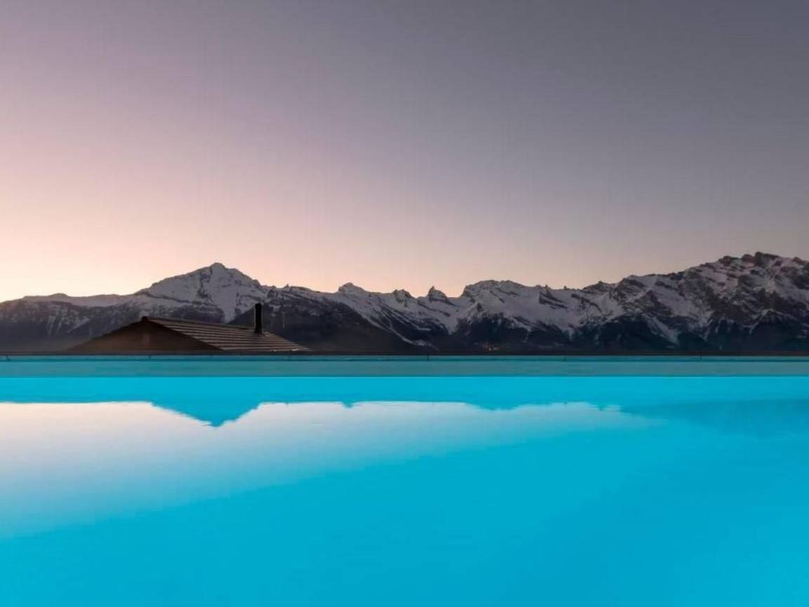 300 M² Maison De Vacances ∙ 5 Chambres ∙ 12 Personnes - Martigny