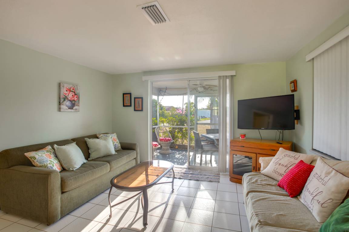 92 M² Talo ∙ 2 Makuuhuonetta ∙ 4 Vierasta - Englewood, FL