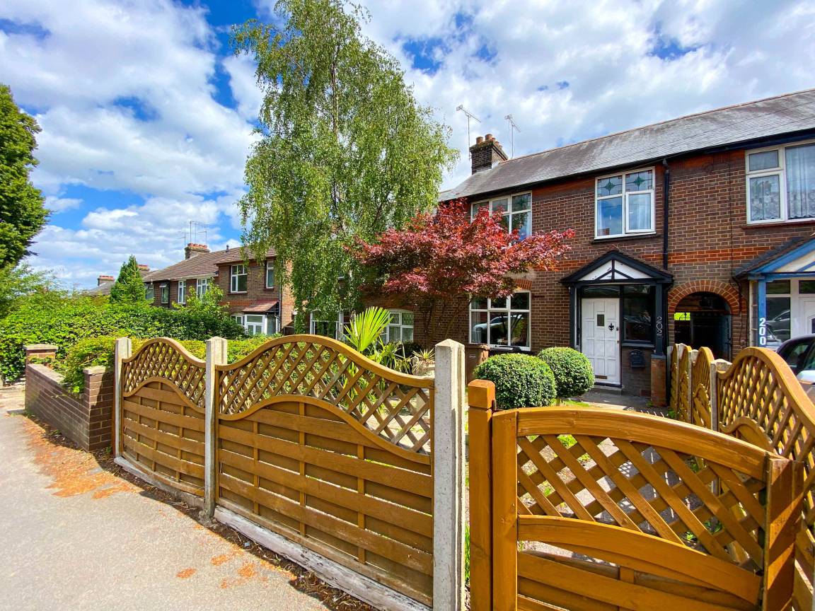 House ∙ 3 Bedrooms ∙ 8 Guests - Harpenden
