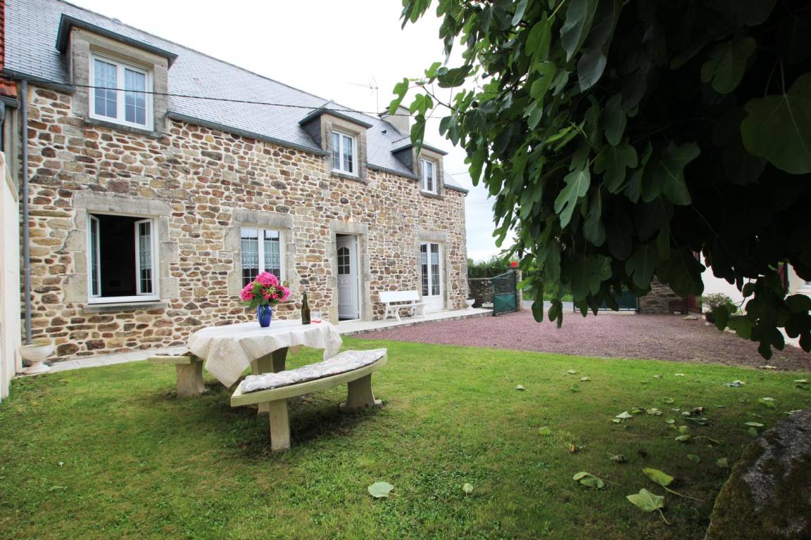 97 M² Gîte ∙ 3 Bedrooms ∙ 6 Guests - Manche