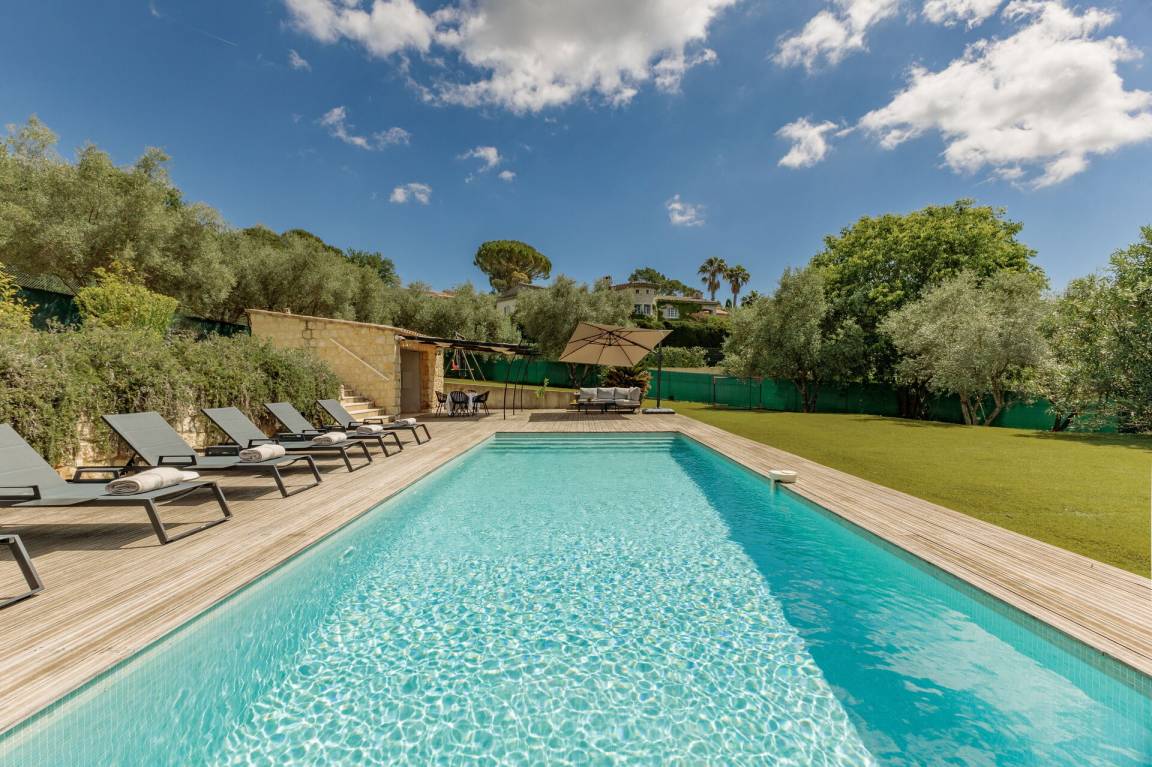 190 M² Villa ∙ 5 Slaapkamers ∙ 9 Gasten - Mougins