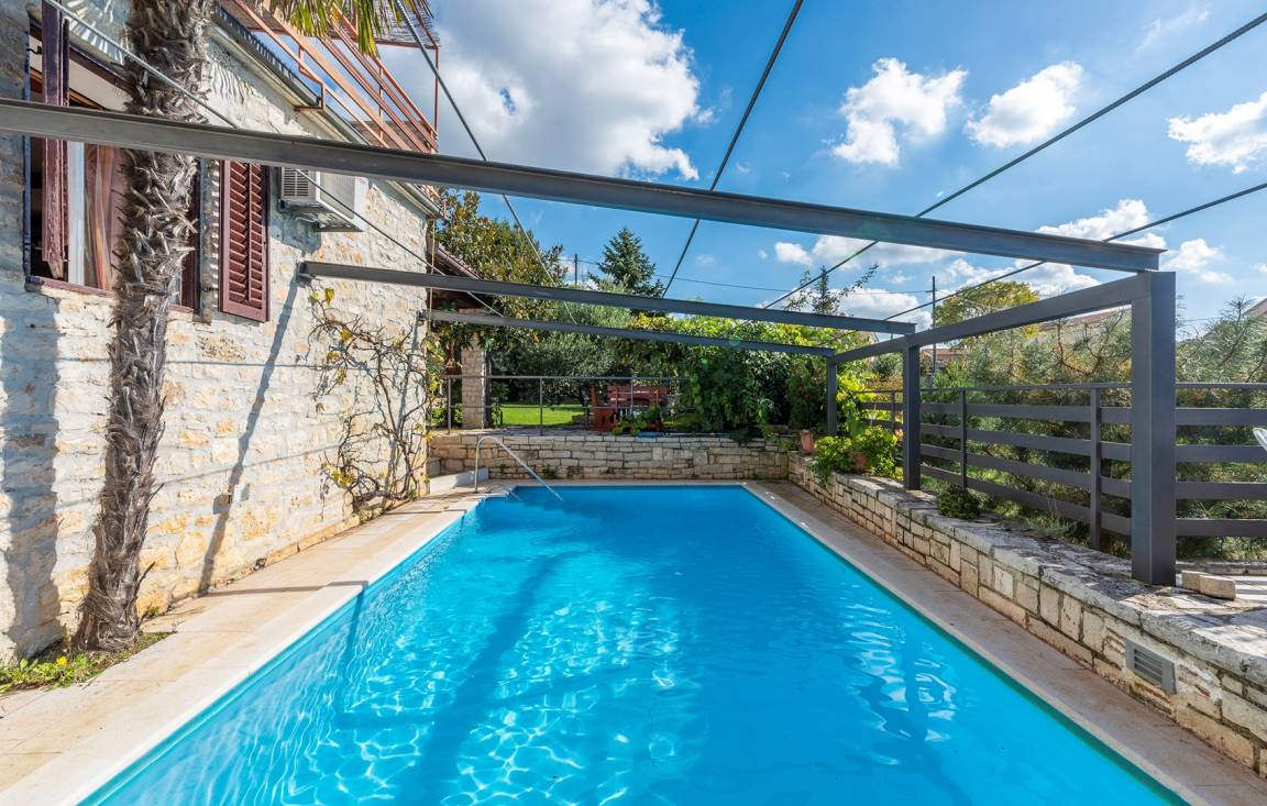 150 M² Apartment ∙ 3 Bedrooms ∙ 6 Guests - Bale