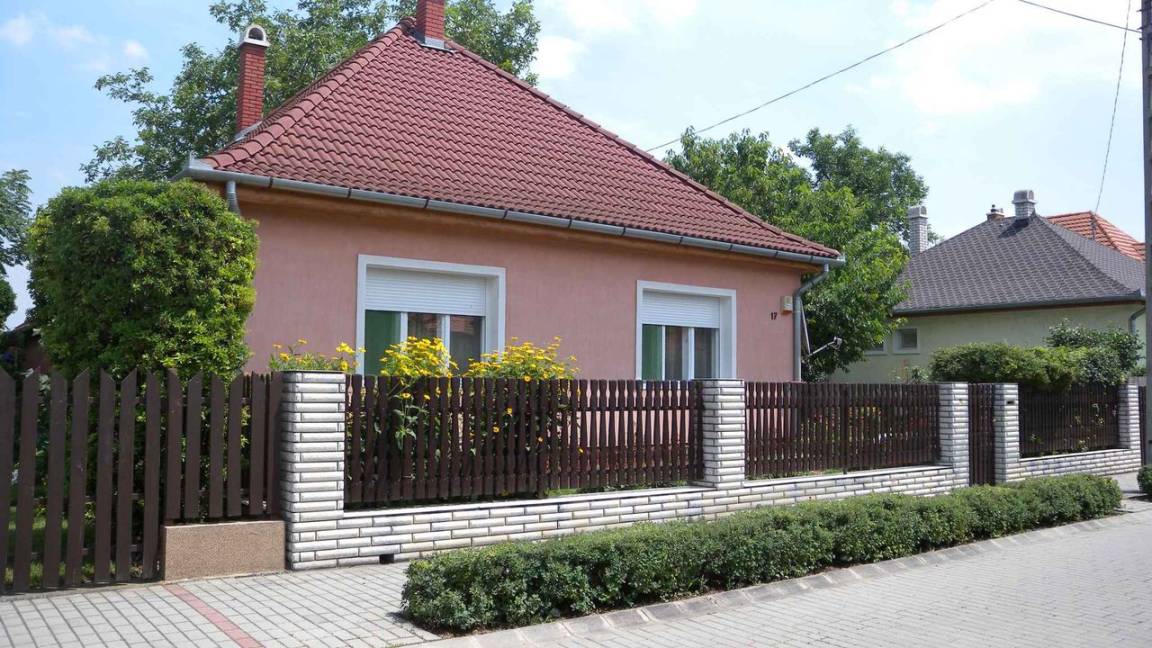80 M² House ∙ 3 Bedrooms ∙ 5 Guests - Siófok