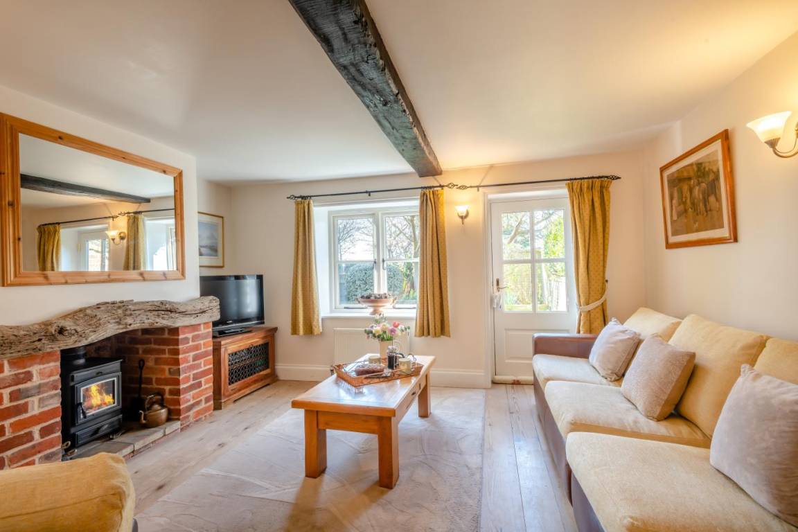 Cottage ∙ 2 Bedrooms ∙ 4 Guests - Wroxham